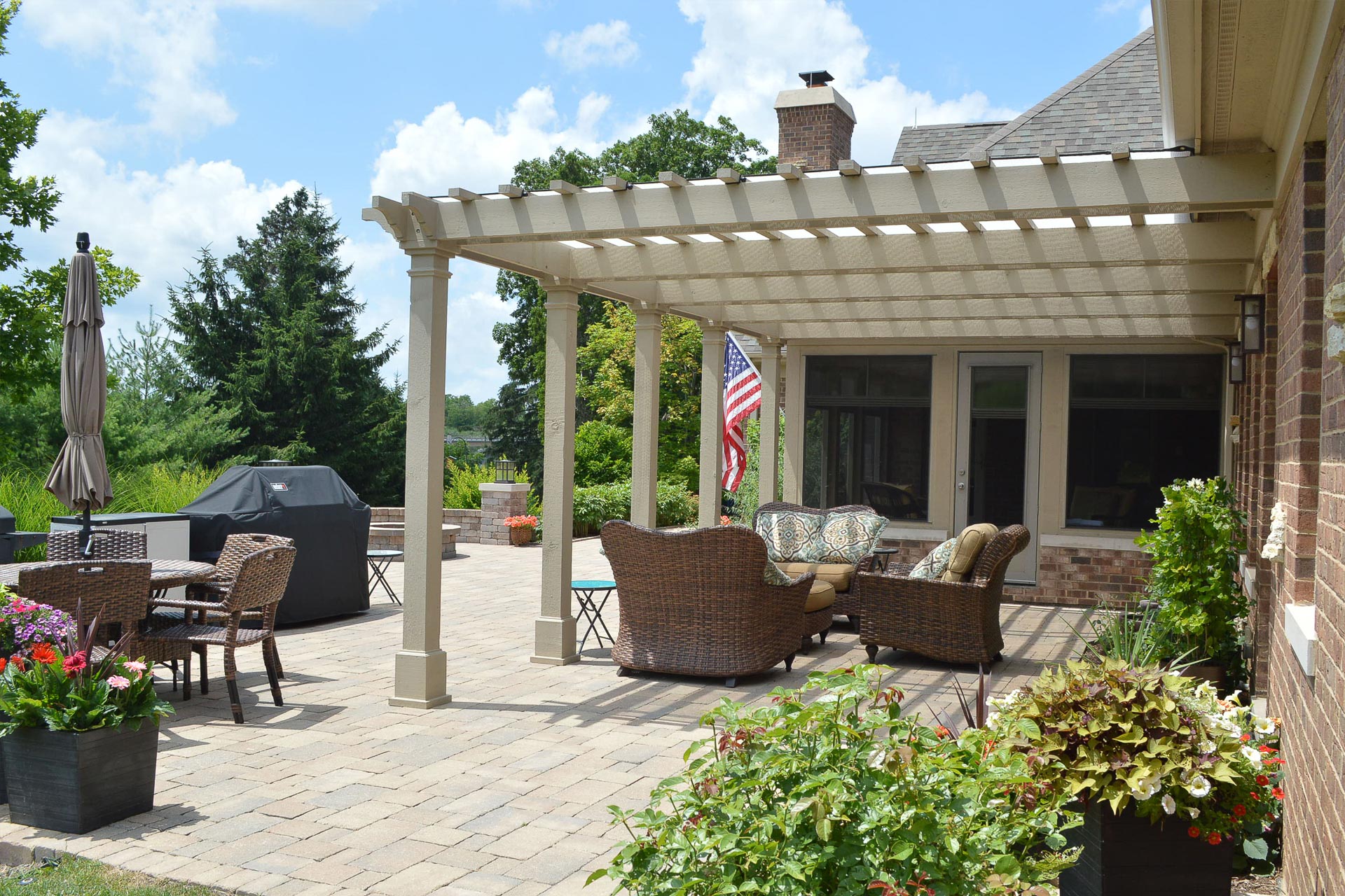 wayne-il-residential-architecture-patio | Gallagher Arch